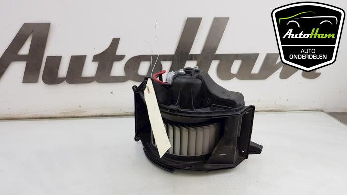 Kachel Ventilatiemotoren met artikelnummer 4F0820020A voorraad