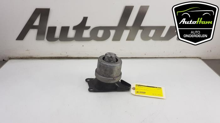 Motorsteunen met artikelnummer 7H0199256H voorraad