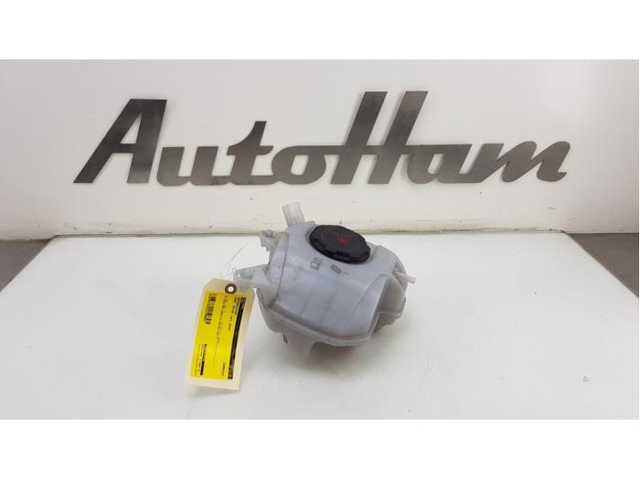 Expansievaten met artikelnummer 2Q0121407 voorraad