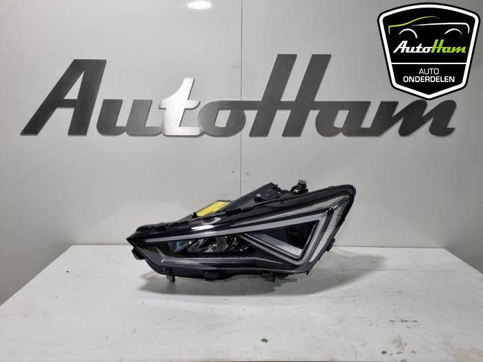 Koplamp links Seat Tarraco 1.4 TSI e-HYBRID 16V - 5FJ941007H VALEO