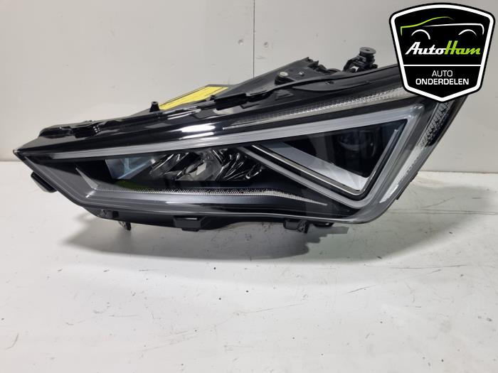 Koplamp links Seat Tarraco 1.4 TSI e-HYBRID 16V - 5FJ941007H VALEO