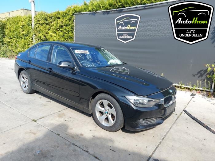 Schermen rechts-voor met artikelnummer 41007438440 voorraad