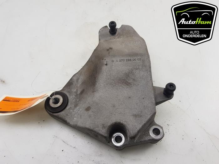 Motorsteunen met artikelnummer 2702230002 voorraad