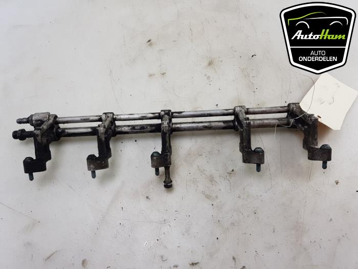 Galerijen (Injectie) met artikelnummer 070133317C voorraad