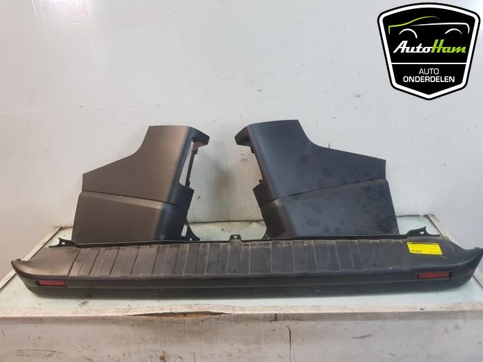 Achterbumpers met artikelnummer 850170388R voorraad