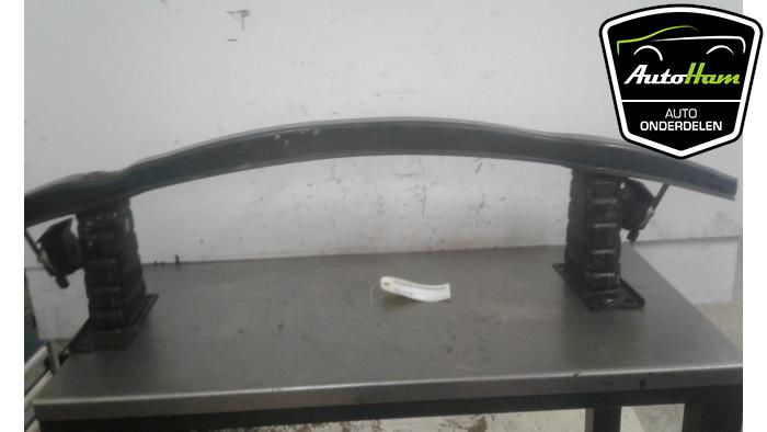 Bumperframes voor met artikelnummer 51117146645 voorraad