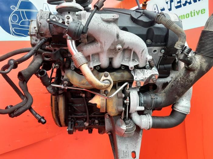 Motor Volkswagen Transporter T5 1.9 TDi - AXC - A-Team Automotive