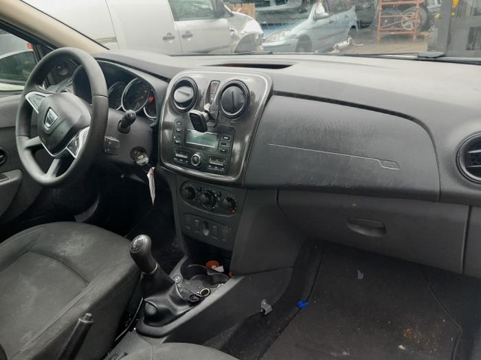 Dacia Logan Dashboard kastjes voorraad | Onderdelenlijn.nl