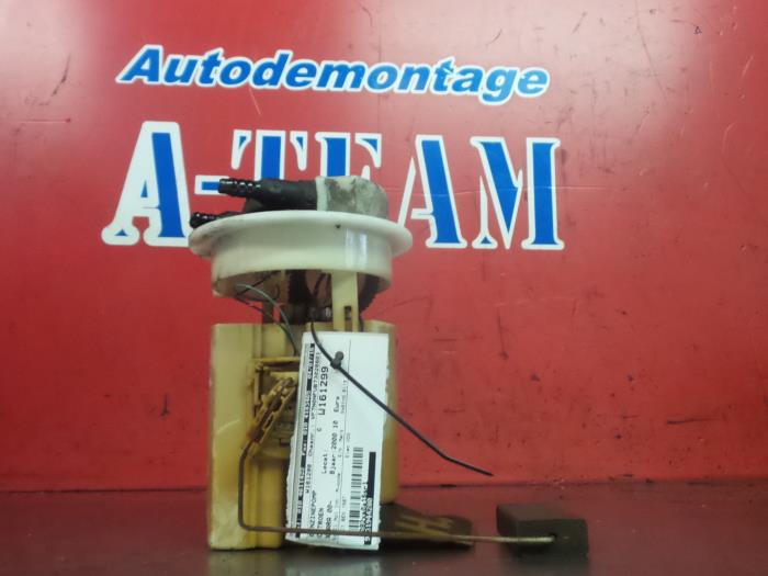 Benzinepomp Citroen Xsara Coupé 1.6 16V - 9631944280 NFU VDO