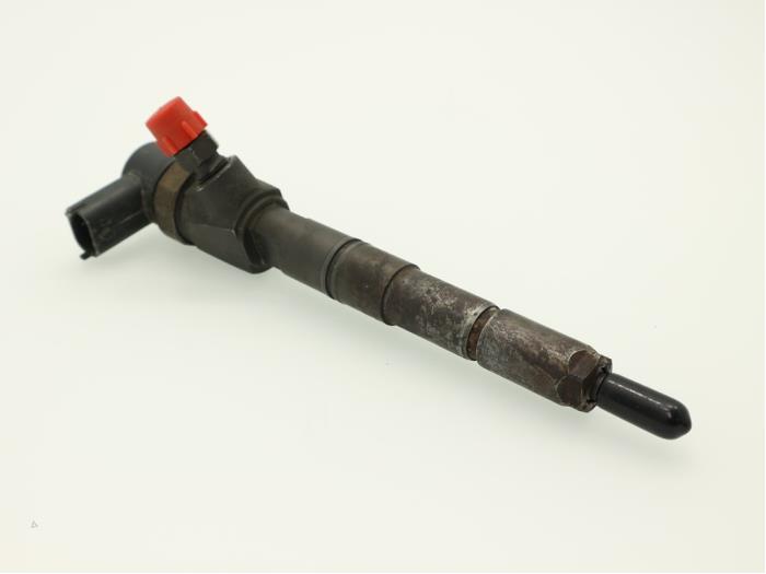 Verstuivers (diesel) met artikelnummer 0445110327 voorraad