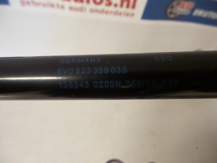 Gasdemper Motorkap links Audi A3 Limousine 1.4 TFSI 16V - 8V0823359 SBO