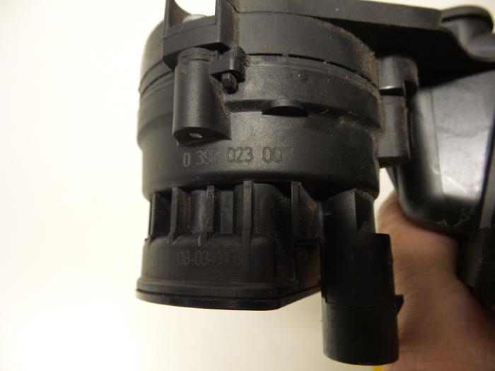 Waterpomp Audi A6 2.0 TDI 16V - 0392023007 BRE - AP Autos