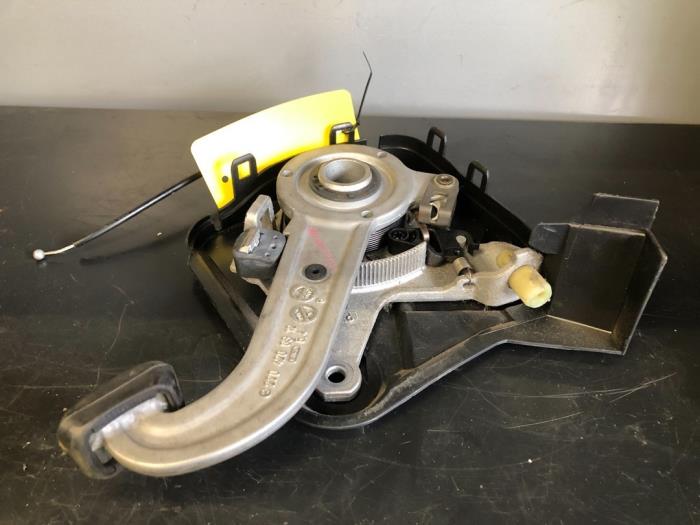 Mercedes C-Klasse Handrem Mechanieken voorraad