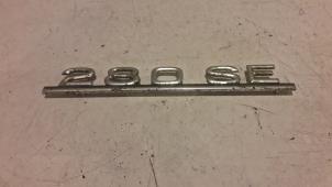 Mercedes 420SEL/SE Emblemen voorraad | Onderdelenlijn.nl