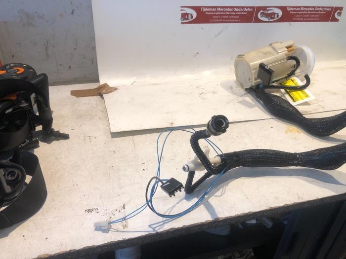 Brandstofpomp Elektrisch Mercedes E Combi 2.7 E-270 CDI 20V ...