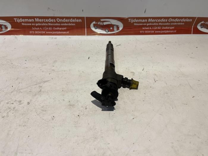 Verstuiver (diesel) Mercedes A 1.5 A-180d - A6080700087 608915 MERCEDES