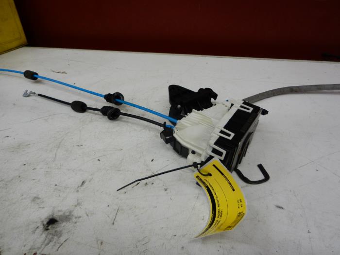 Gebruikte Mercedes C (W204) Deurslot Mechaniek 4Deurs rechts-achter ...