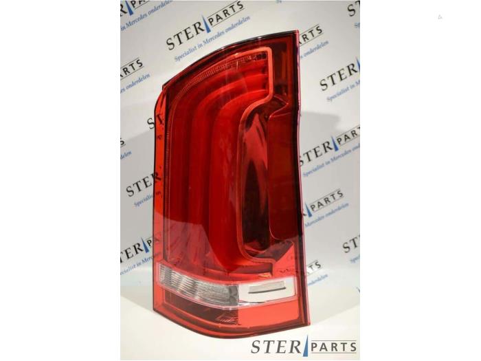 Achterlicht rechts Mercedes Vito 1.6 109 CDI 16V 4x4 - 4478200664 MERCEDES
