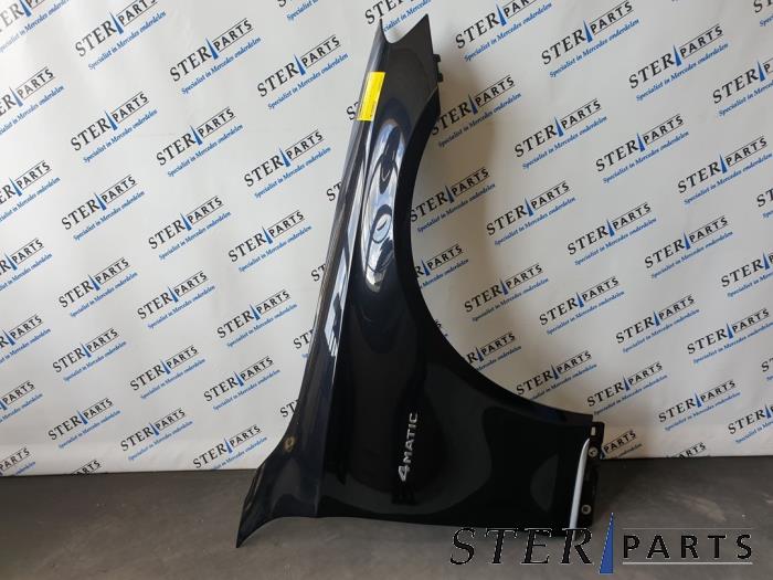 Scherm rechts-voor Mercedes S 3.0 S-400 24V 4-Matic 197 - A2228300218