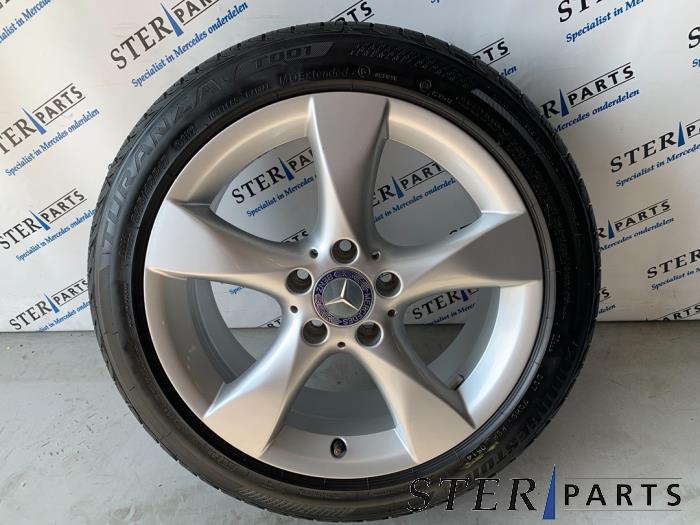 Velgen set + banden Mercedes B 1.6 B-200 BlueEFFICIENCY Turbo 16V ...