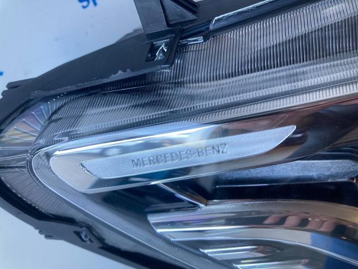 Koplamp rechts Mercedes Sprinter 3,5t 311 CDI 2.0 D FWD - A9109068200 ...