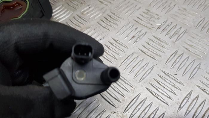 Carterventilatie Volkswagen Golf VII 2.0 GTI 16V - 06K103495AA CHHB