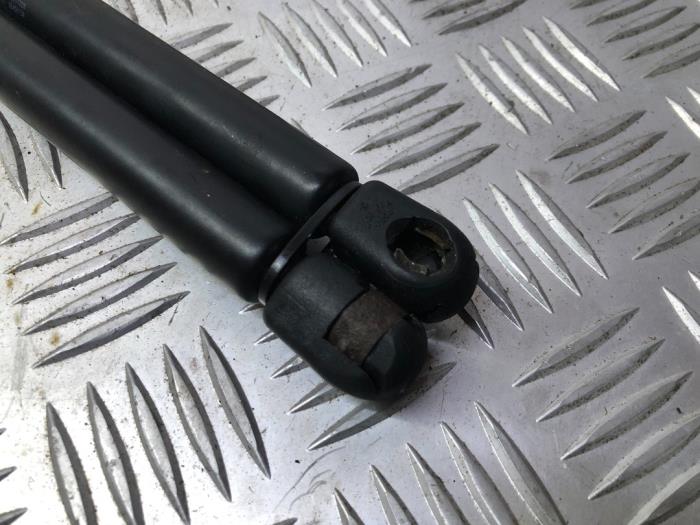 BMW Mini One Gasdemper Motorkap Sets voorraad | Onderdelenlijn.nl