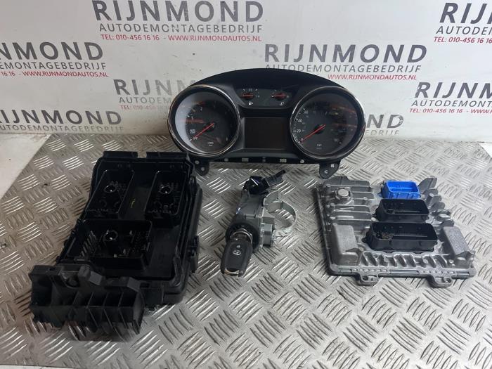 Opel Astra Contaktsloten + computers voorraad | Onderdelenlijn.nl