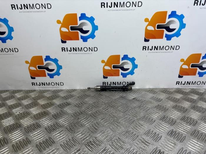 Injectoren (benzine injectie) met artikelnummer A2820701000 voorraad