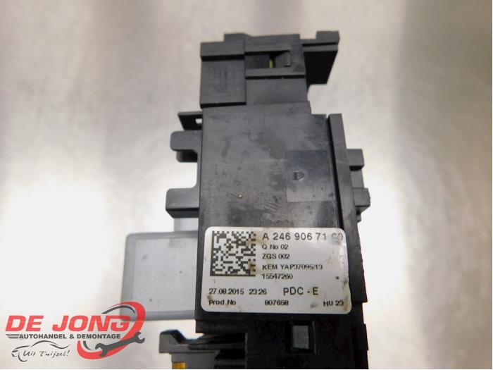 Zekeringkast Mercedes Vito 2.2 114 CDI 16V - A2469067100 DELPHI