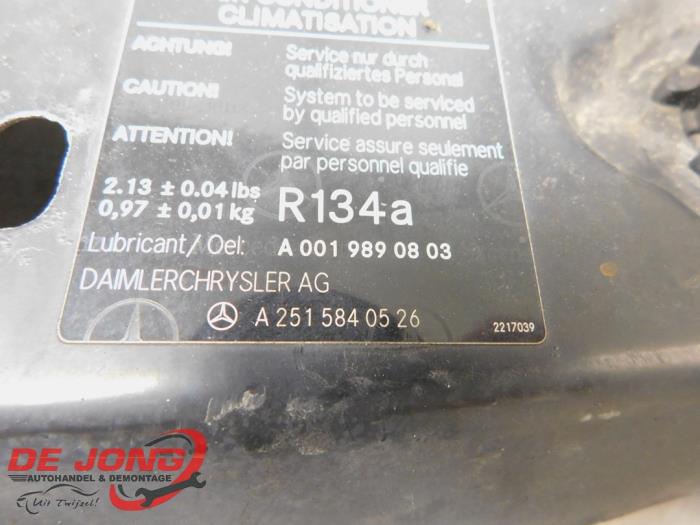 Slotplaat voor Mercedes ML II 3.0 ML-320 CDI 4-Matic V6 24V - A1646200486