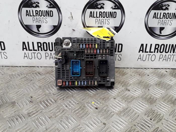 Gebruikte Citroen DS5 (KD/KF) Zekeringkast - 9677987580 - Allround ...