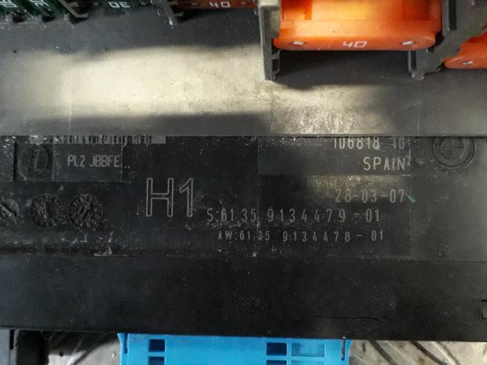 Gebruikte BMW 3 serie 318i 16V Zekeringkast - 61146971370