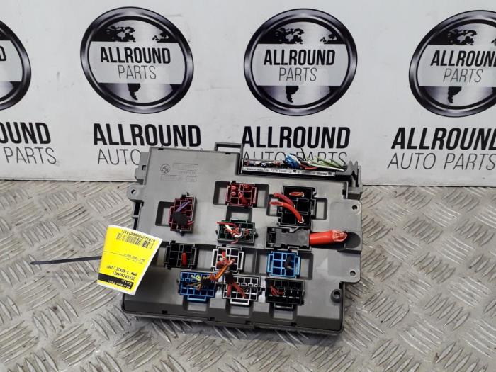 Gebruikte BMW 3 serie 318i 16V Zekeringkast - 61146971370