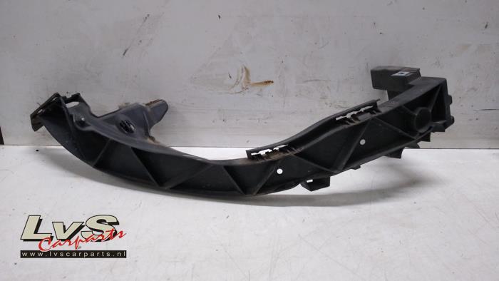 Koplampframes rechts met artikelnummer 51647120824 voorraad