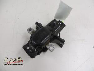 Gebruikte Volkswagen Polo Versnellingsbak Steun - 6R0199555C - LvS ...