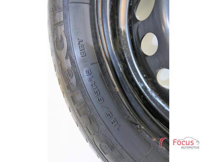 Velg + Band Renault Clio IV 1.2 16V GPL - 403006005R Staal GOODYEAR