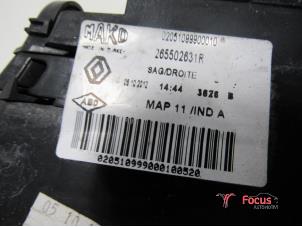 Gebruikte Renault Clio IV (5R) 0.9 Energy TCE 90 12V Achterlicht rechts ...