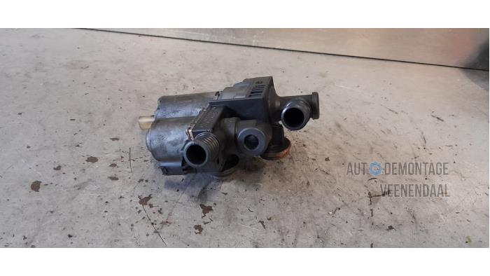 Extra waterpomp met artikelnummer 69607 voorraad