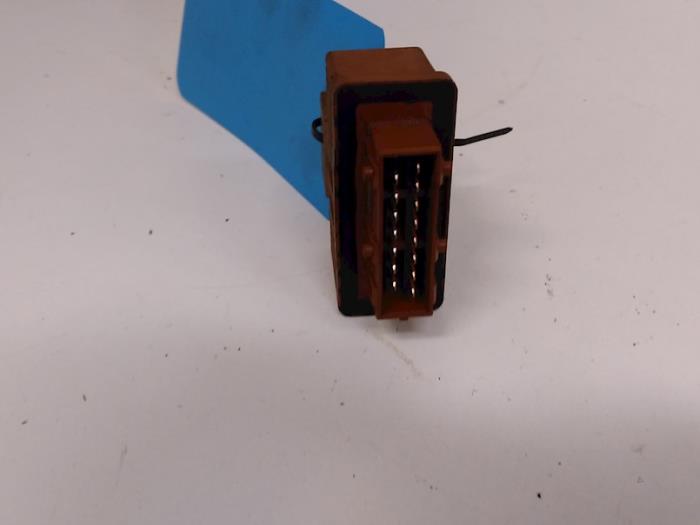 Brandstofpomp relais Peugeot 206 1.6 16V - 240109 BITRON