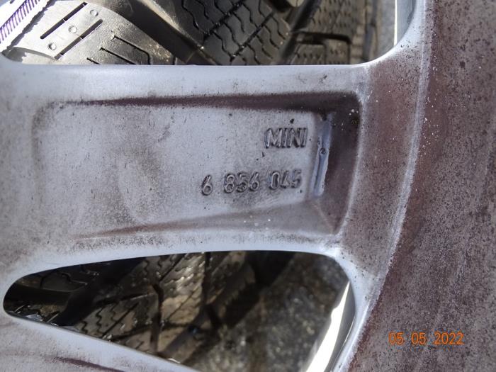 Velgen set + banden Mini Clubman 1.5 Cooper 12V - 36116856045 ...