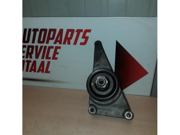 Steunen (diversen) met artikelnummer 03L145167A voorraad