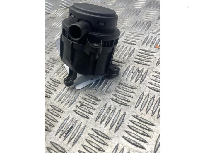 Carterventilatie Volkswagen Crafter 2.5 TDI 30/32/35 - 076103593A BJL