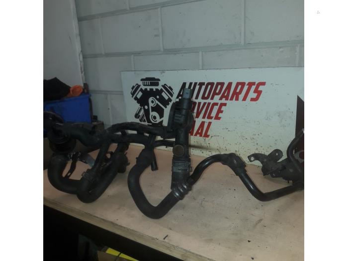 Waterpijpen met artikelnummer 03L121131P voorraad