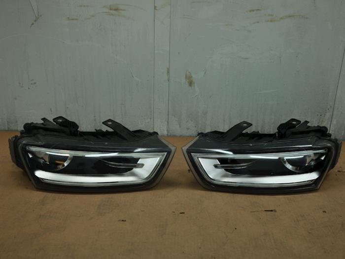 Koplamp rechts Audi RSQ3 - 8U0941043 - Jonker - Huissen B.V.