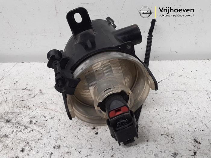 Gebruikte Opel Corsa E 1.2 16V Mistlamp links-voor - 13253625 ...