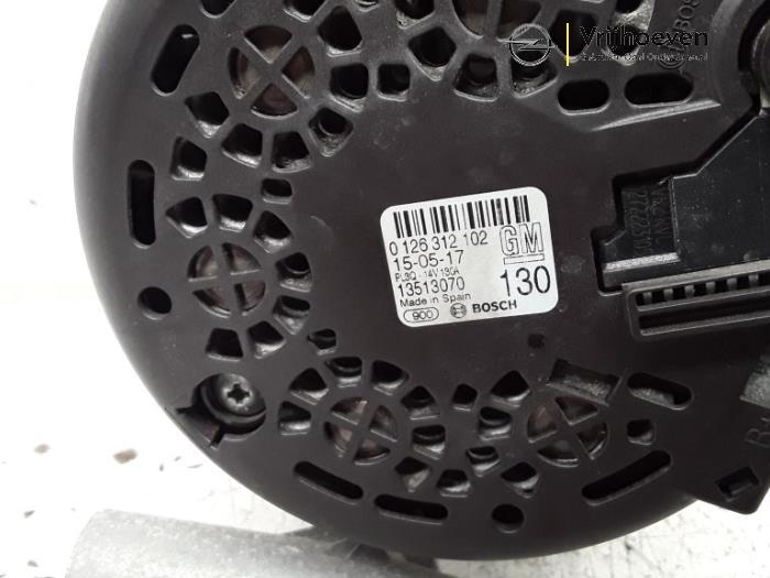 Dynamo Opel Astra K 1.4 Turbo 16V - 13587308 B14XFT BOSCH