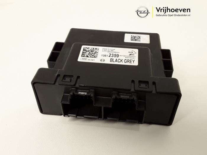 Gateway module Opel Mokka X 1.4 Turbo 16V - 13599318 gm