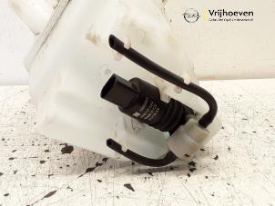 Gebruikte Opel Karl 1.0 12V Ruitensproeiertank voor - 13250357 ...