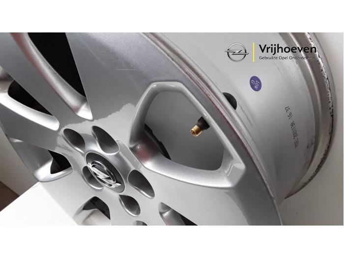 Gebruikte Opel Insignia 1.6 SIDI Eco Turbo 16V Velgen set - 13235010 ...